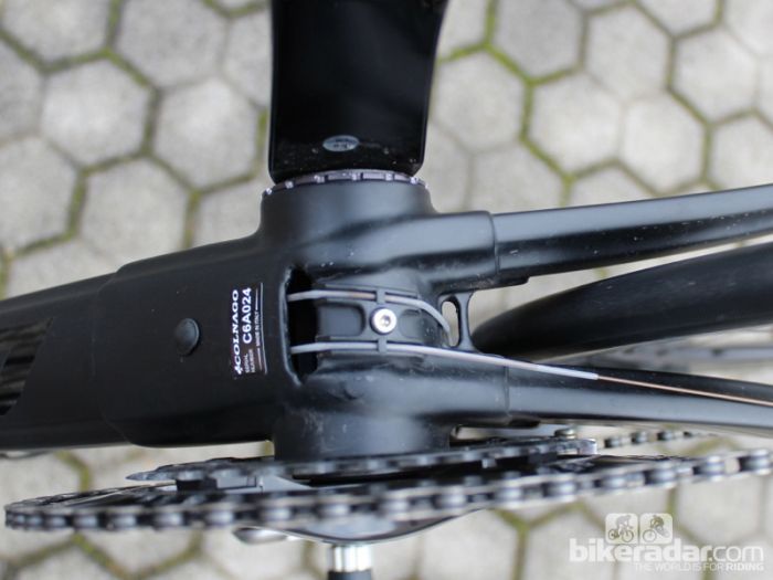 Bike Forums - Bottom bracket cable guide for housing?