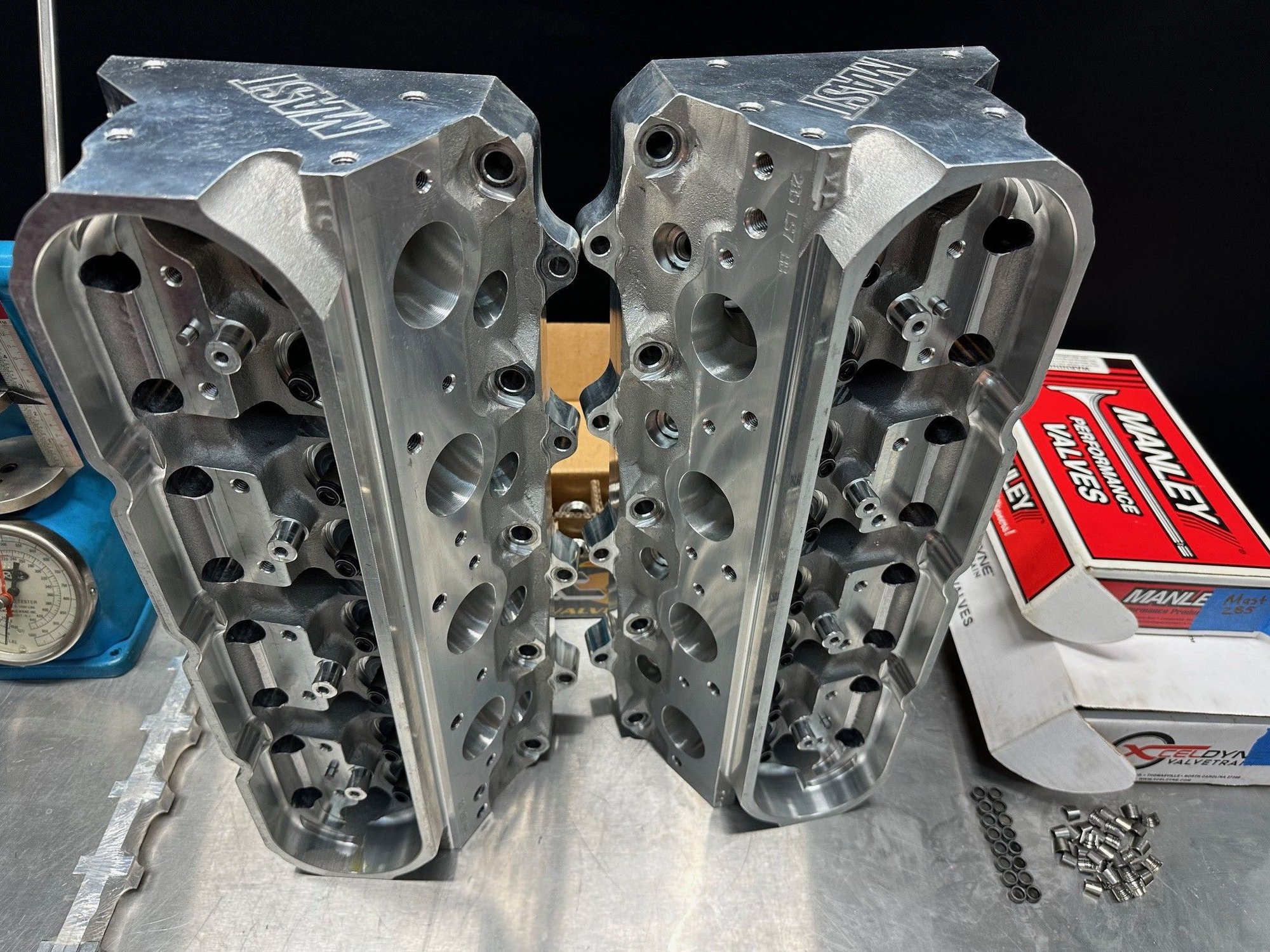 Mast Black Label 285cc LS7 CNC 6 bolt heads, hydraulic roller, Titanium ...
