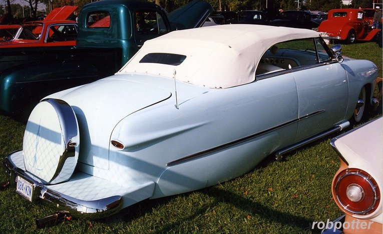 Ford Custom BUBBLE SKIRTS for your "Old School Car Ride