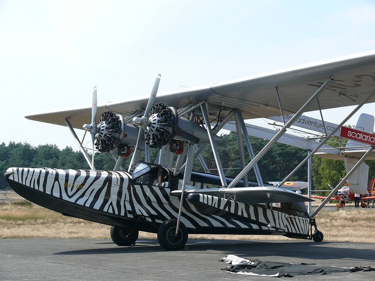 twin-engine, six-seat amphibian - PPRuNe Forums