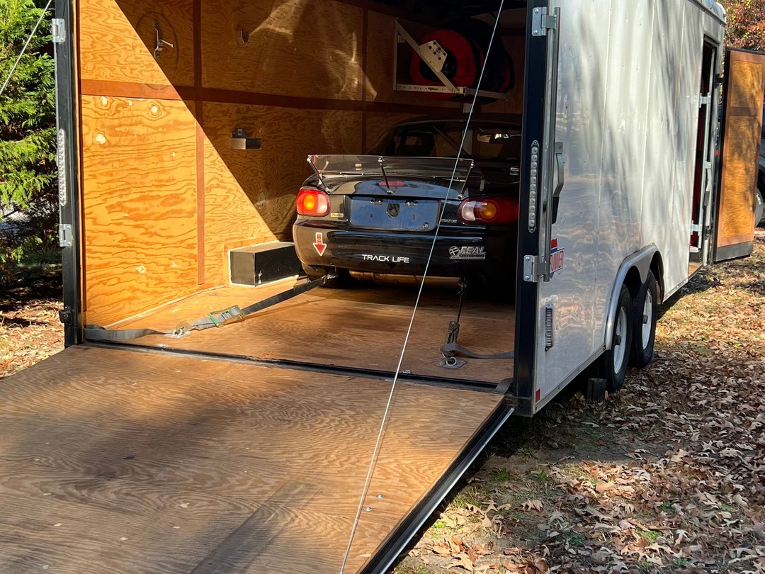 2018 Interstate Loadrunner 20ft Enclosed Trailer for Sale in GLEN ...