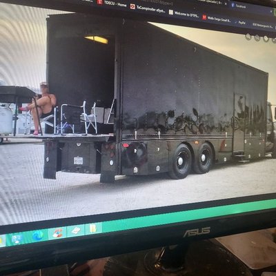 2001 Freightliner CENTURY WITH 30 FOOT BOX CONVERSION HOME for Sale in ...