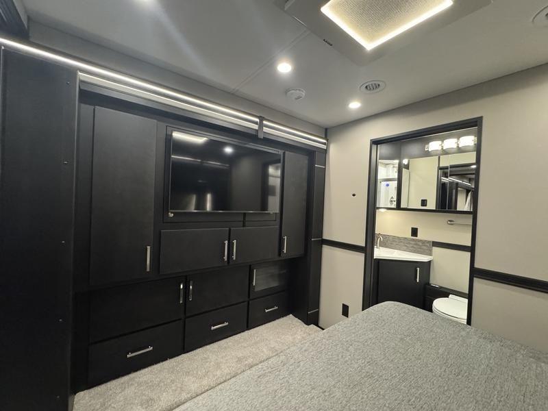 2026 Renegade 45CBF Motorcoach for Sale in Scott City, MO | RacingJunk