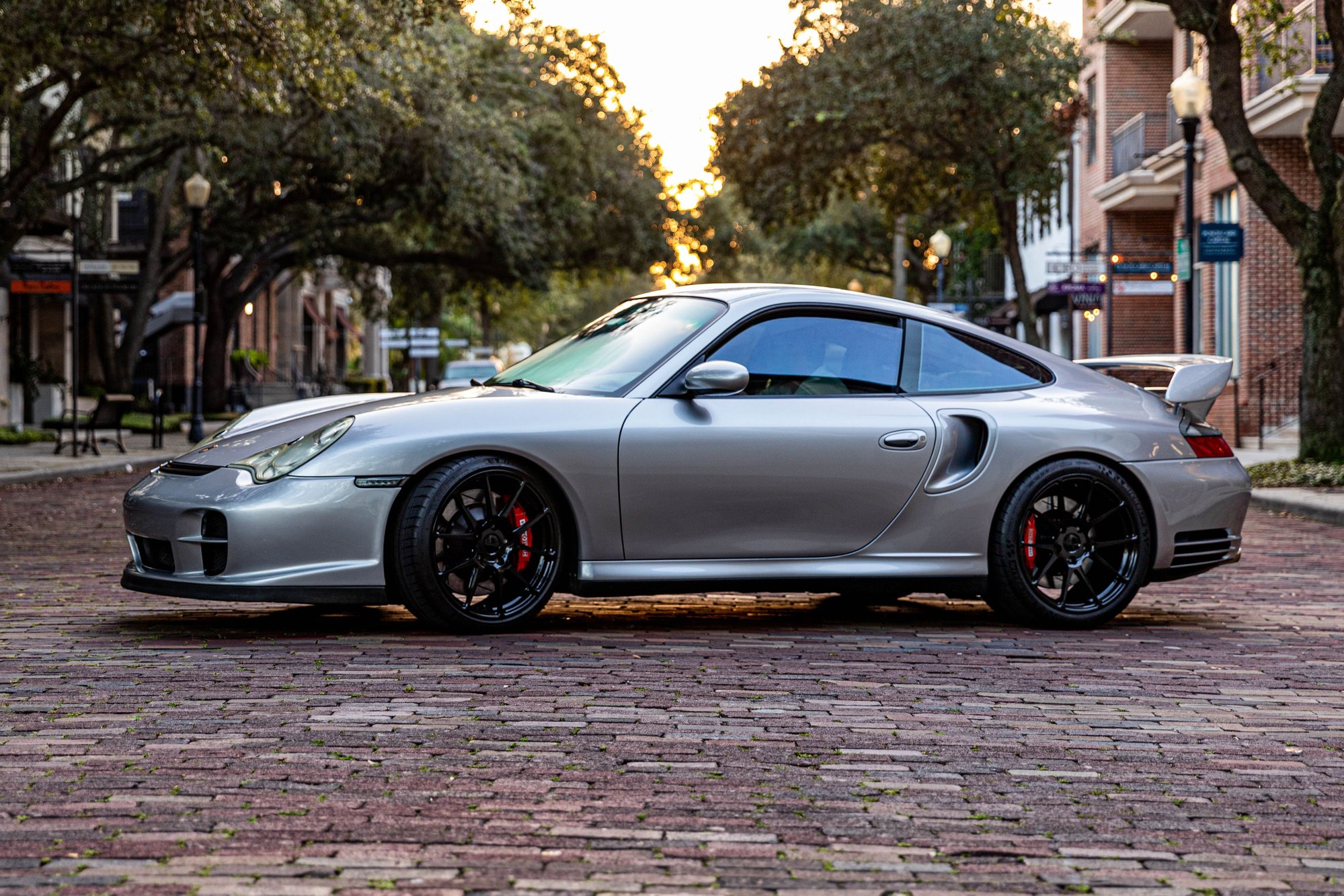 996TT - 1000HP Silver / Black with lots of pictures - Rennlist ...
