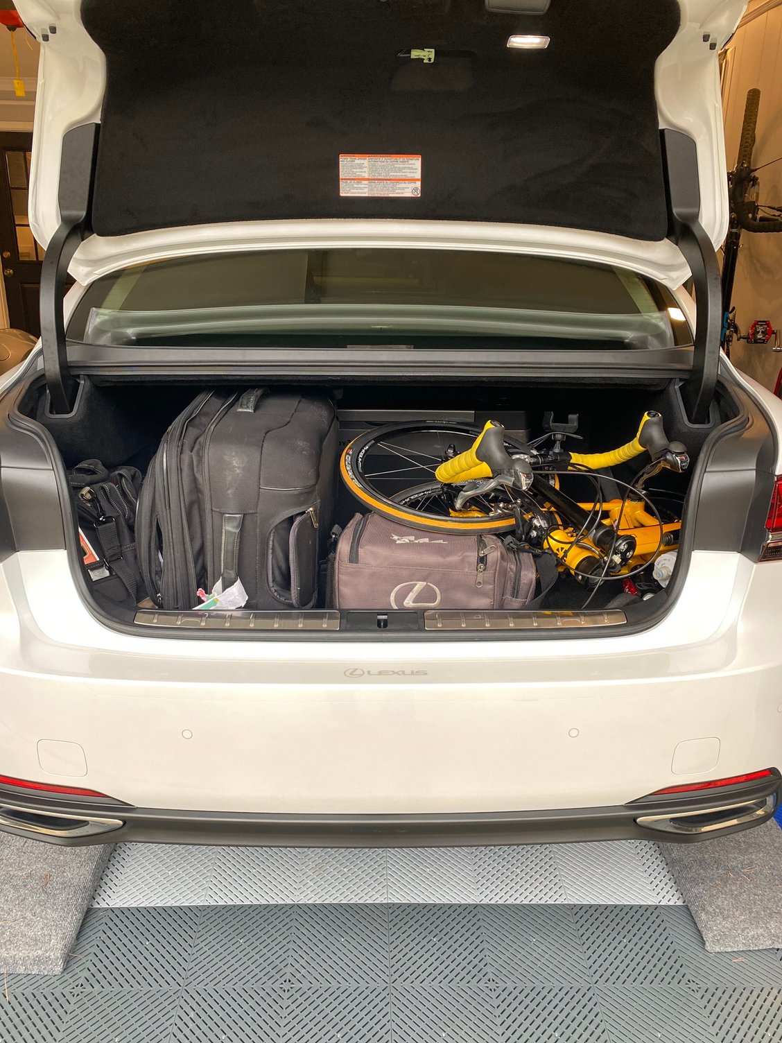 Any foldable bike that fits in the Frunk? - Rennlist - Porsche ...