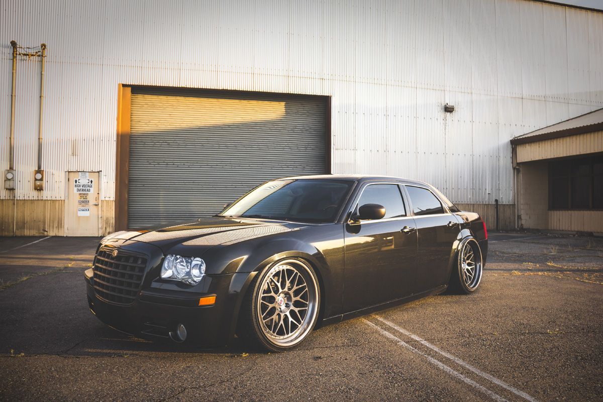 An Accuair/HRE Production: Chrysler 300C | Luxury4Play.com