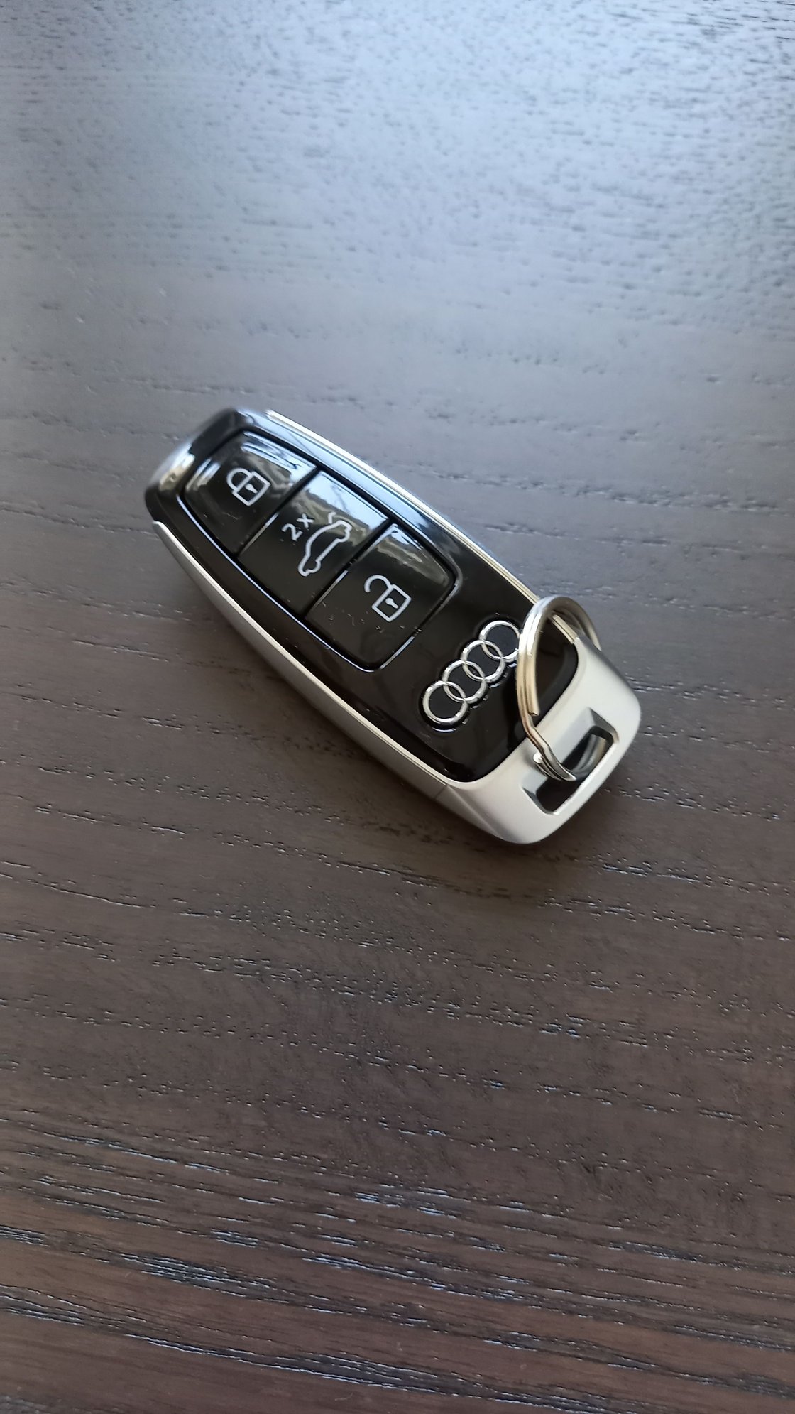 Audi A6 (2024) Car key fob (remote control) - AudiWorld Forums