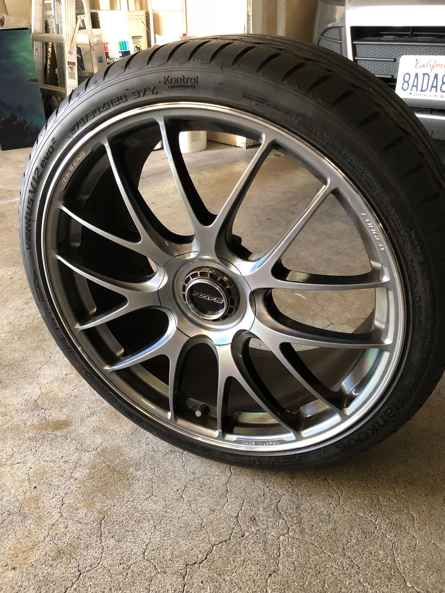 Rays Engineering - Volk G27 G27 20 x 9.5J +36 5x112 w/ Tires (Audi A5 ...