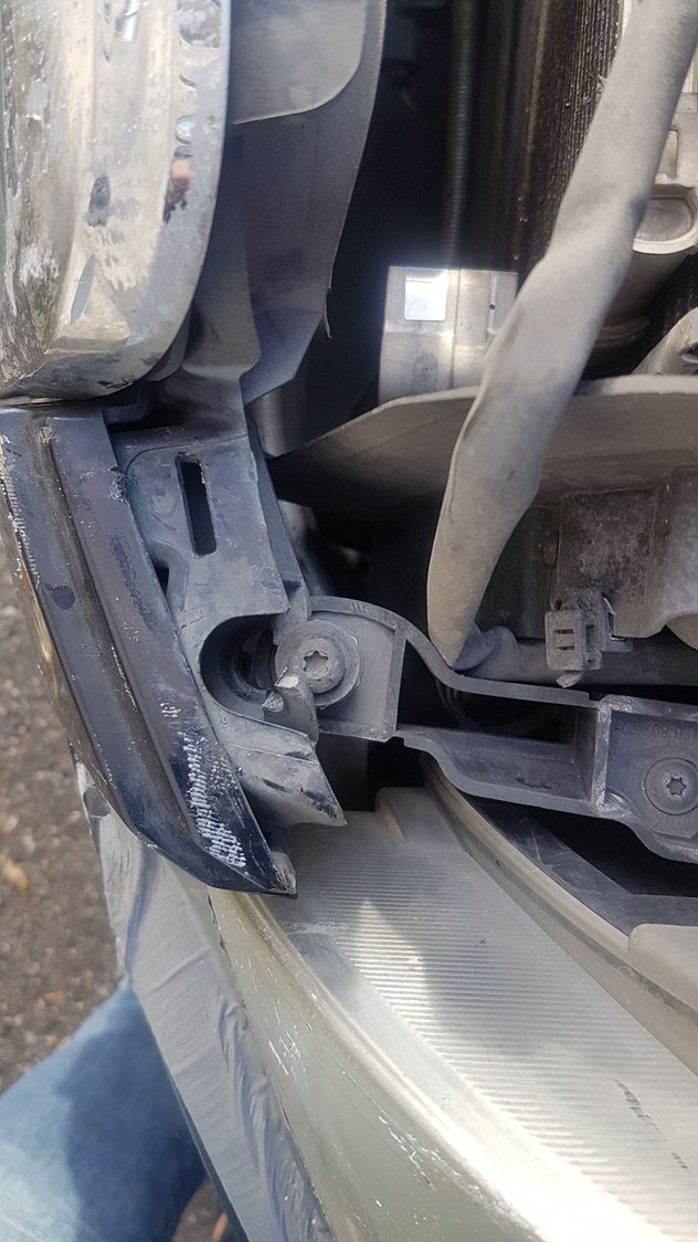 A6 front Bumper came off - AudiWorld Forums