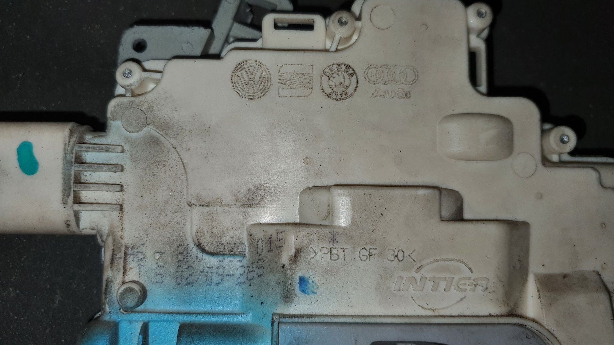 Door lock pins - AudiWorld Forums