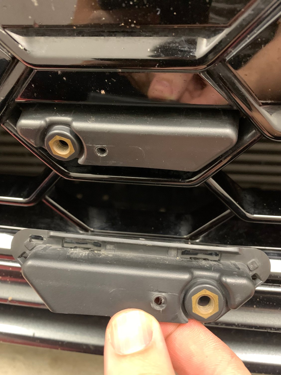 2021 A5 SB Front License Plate Brackets Removal Tutorial - AudiWorld Forums