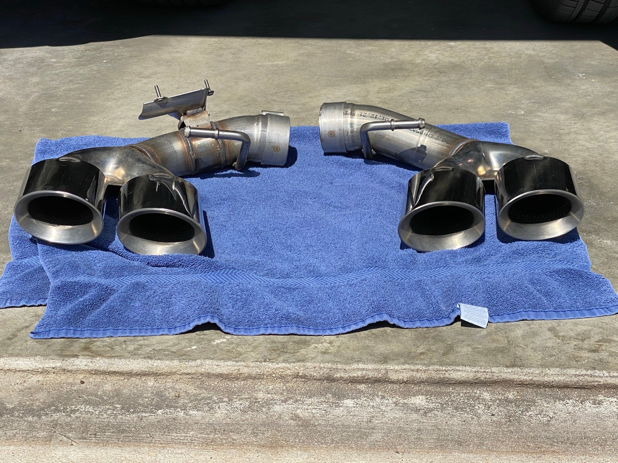 2023 SQ5 Chrome Sport Exhaust Tips - AudiWorld Forums