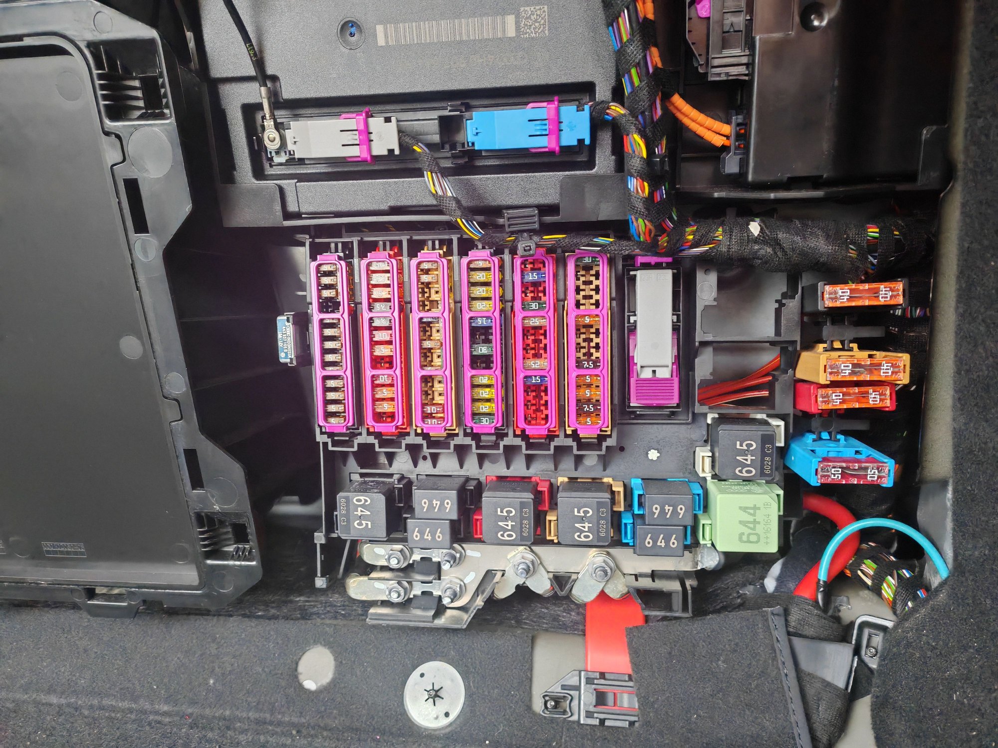 Air Compressor Relay Location - AudiWorld Forums