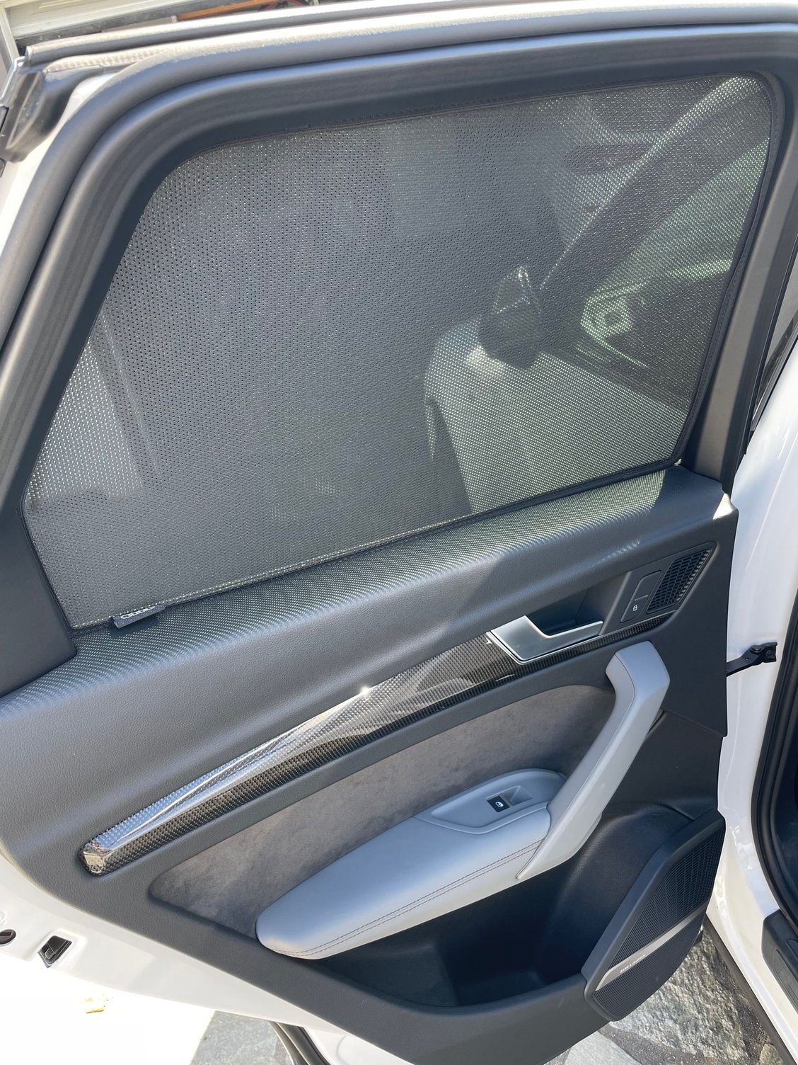 OEM Anti-Glare Sunshield Kit for 2018-2021 SQ5 - AudiWorld Forums