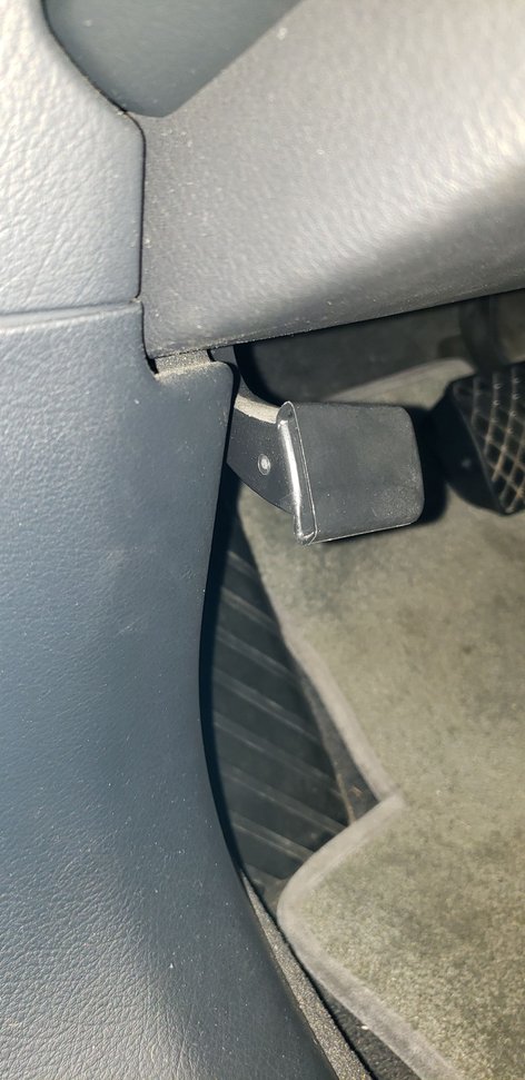 Hood cable snapped - AudiWorld Forums