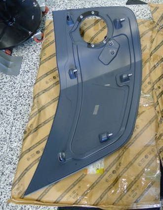New 4.2L R8 Side Blade Set - AudiWorld Forums