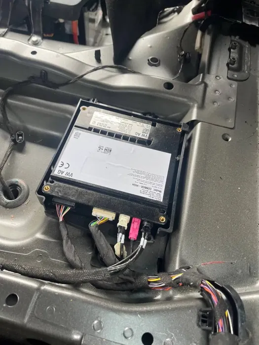 sos conbox location? - AudiWorld Forums