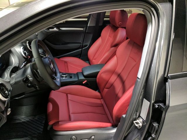 Magma red interior : r/Audi