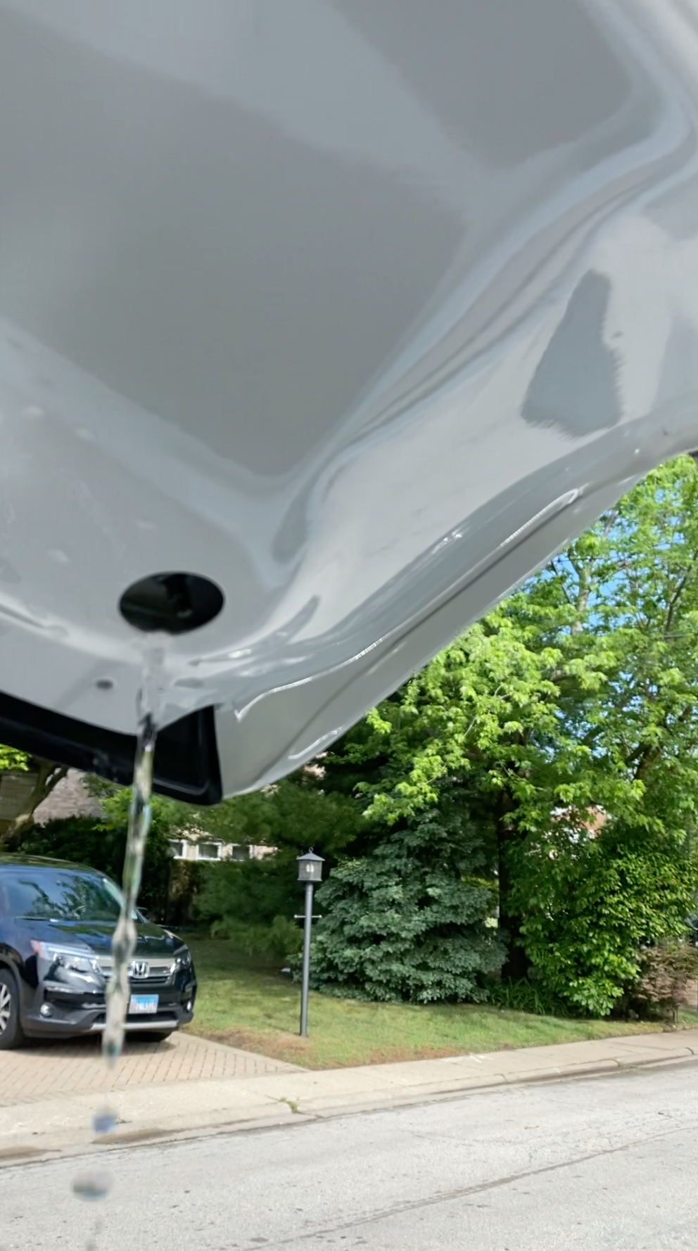 Q7 2021 - collecting water in the tailgate. - AudiWorld Forums