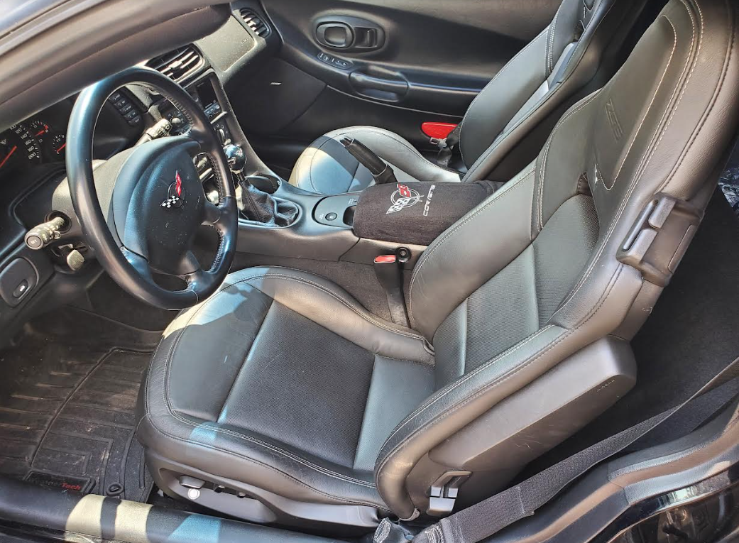 C7 seats installed in C5 - CorvetteForum - Chevrolet Corvette Forum ...