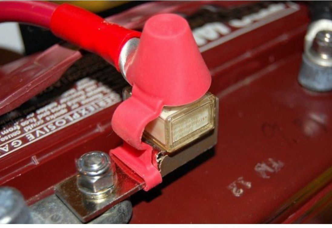 Add fuse on main battery wire - CorvetteForum - Chevrolet Corvette Forum Discussion