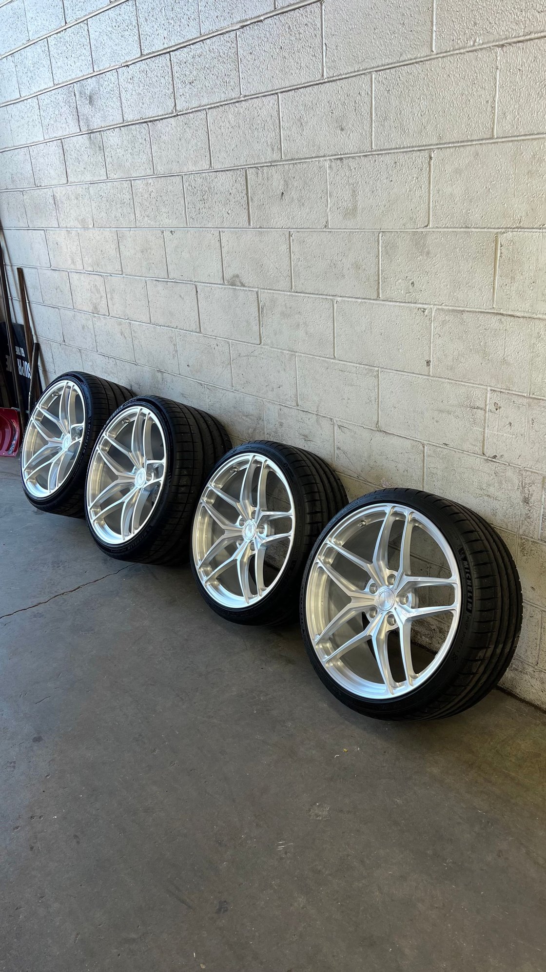 FS (For Sale) 20/21 BC Forged RZ22 Brushed finish on Michelins ...