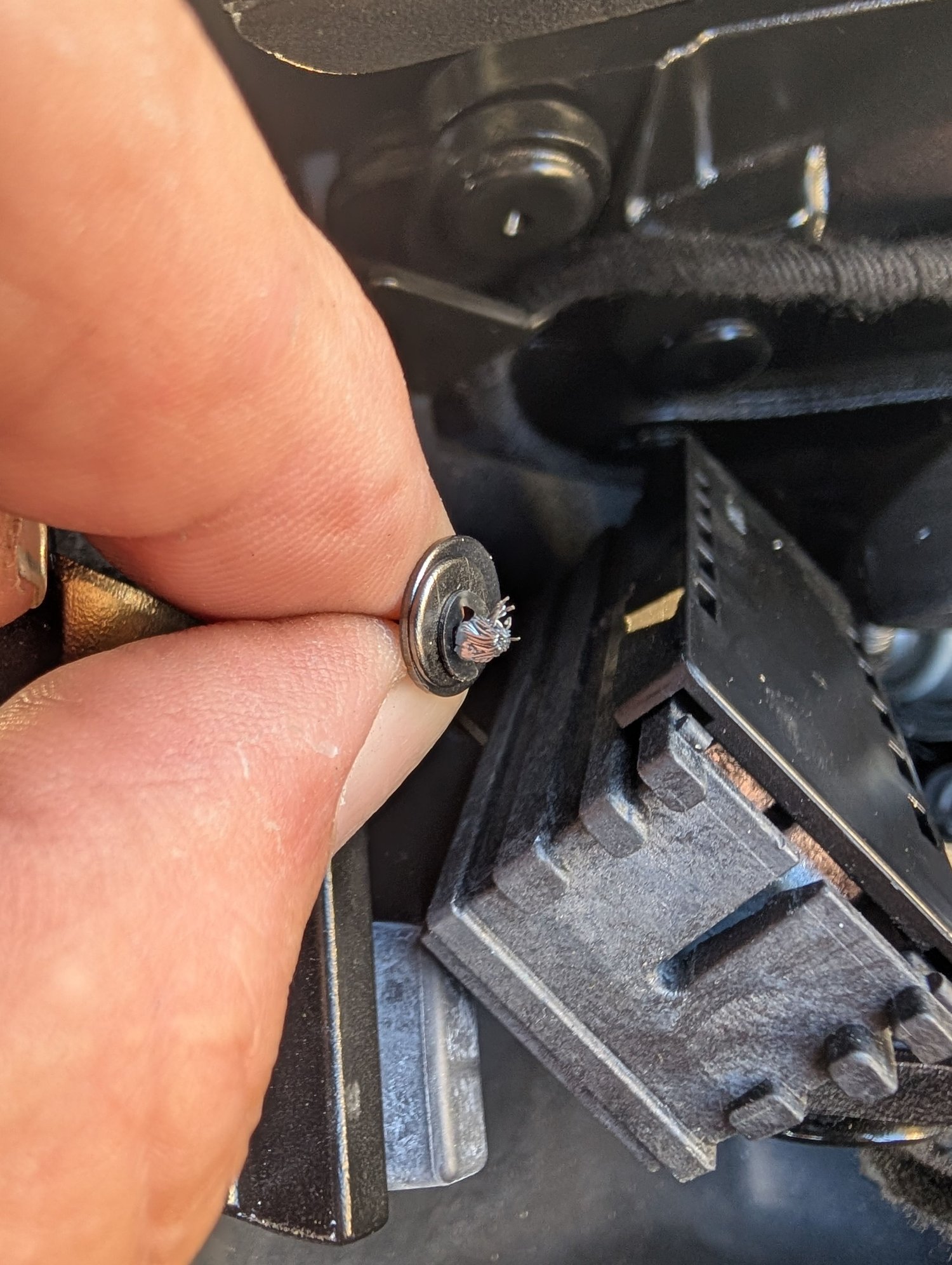 Simple snapped cable end repair for C8 convertible - CorvetteForum ...