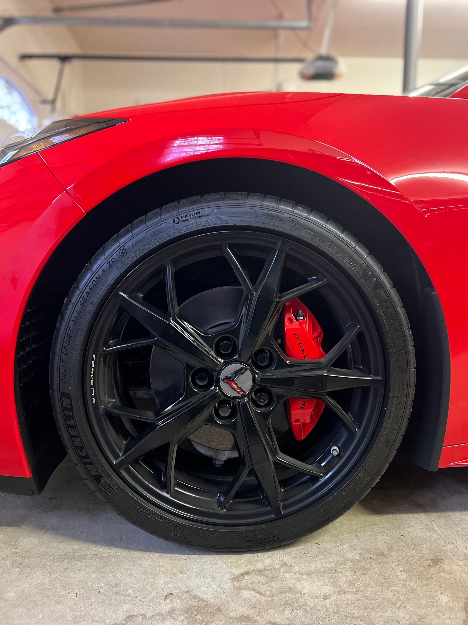 Red brake calipers - CorvetteForum - Chevrolet Corvette Forum Discussion