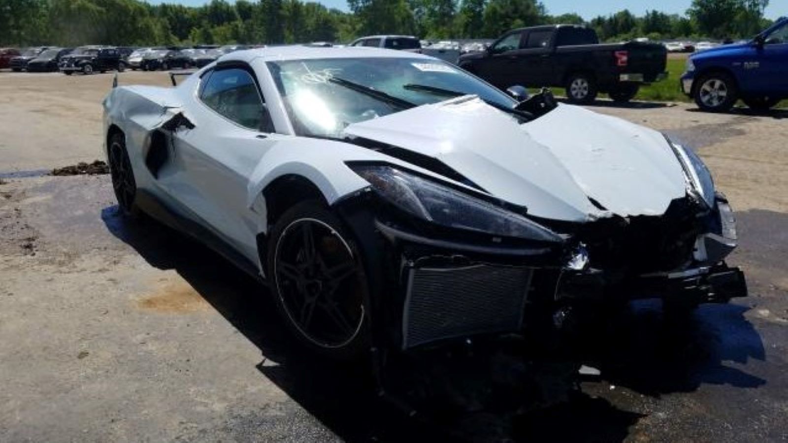 Another Wrecked C8 Corvette Pops up at Salvage Yard - CorvetteForum ...