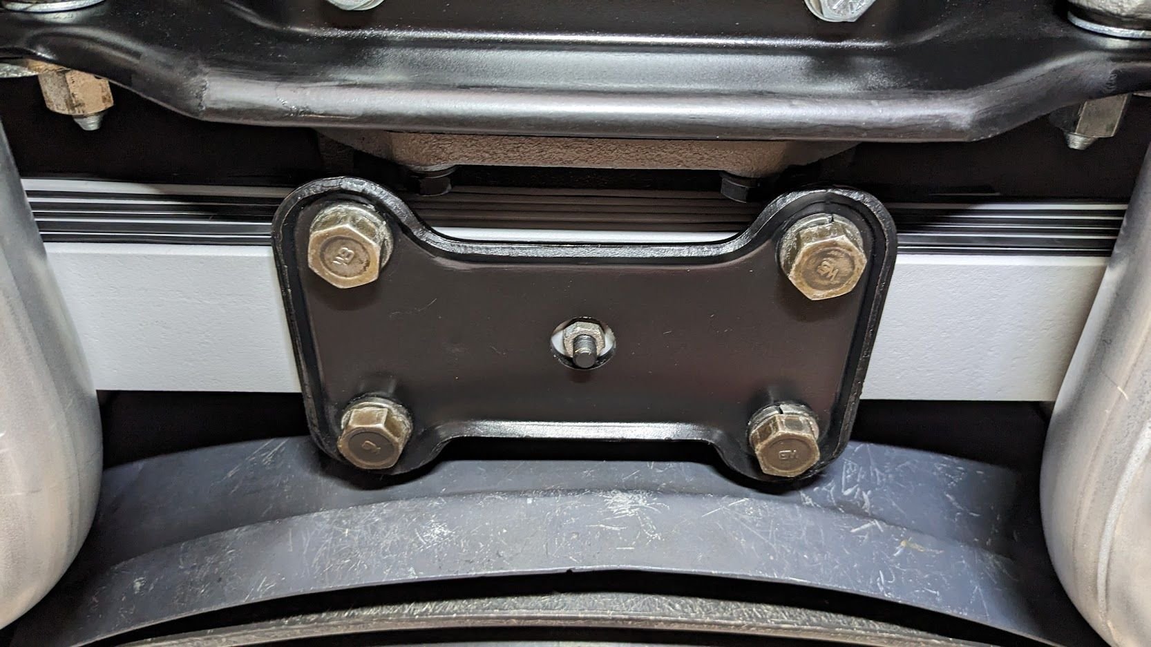 C2 Looking for tips & suggestions: tightening leaf spring center ...