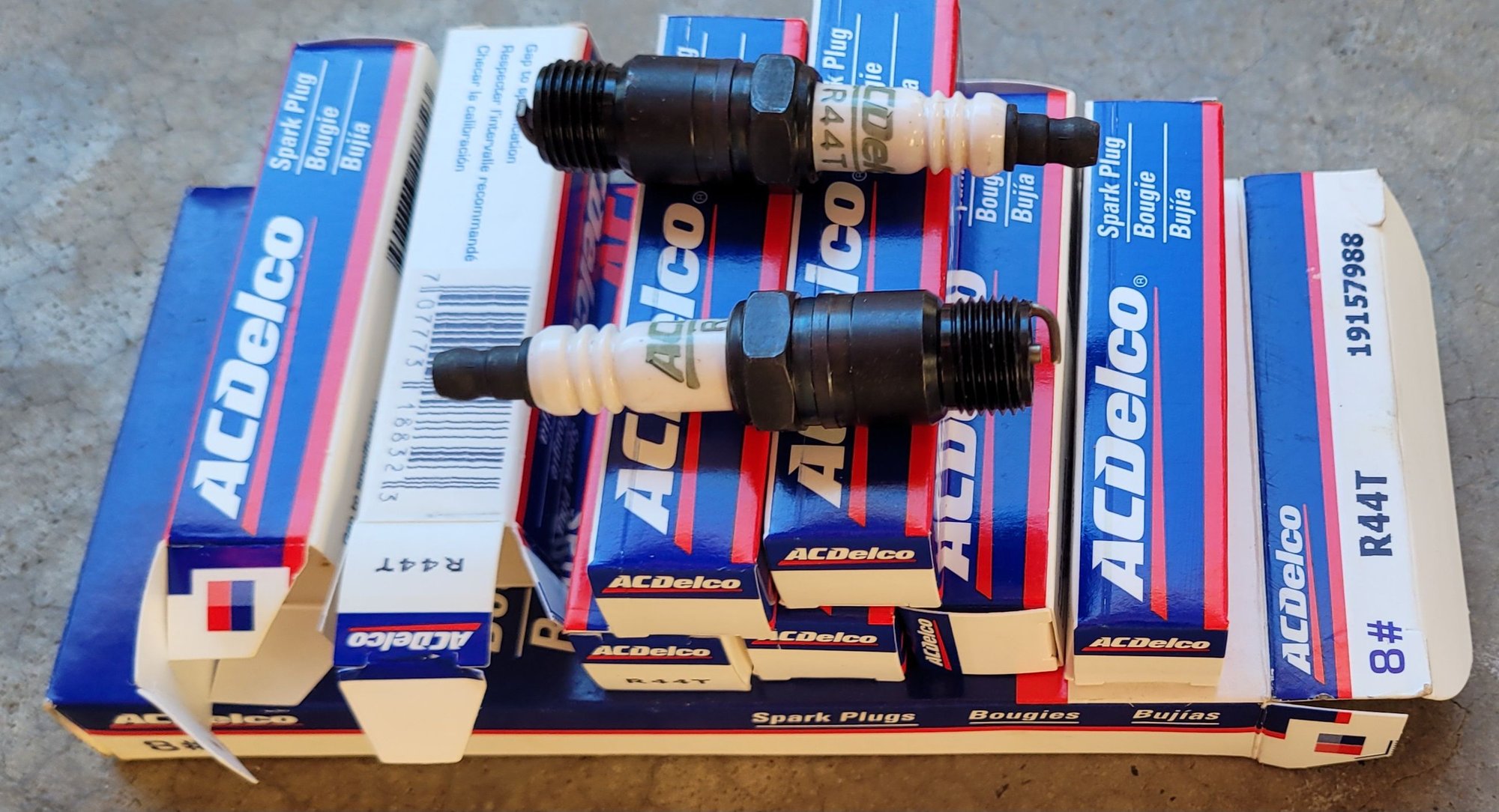 FS (For Sale) R44T Spark Plugs - CorvetteForum - Chevrolet Corvette ...