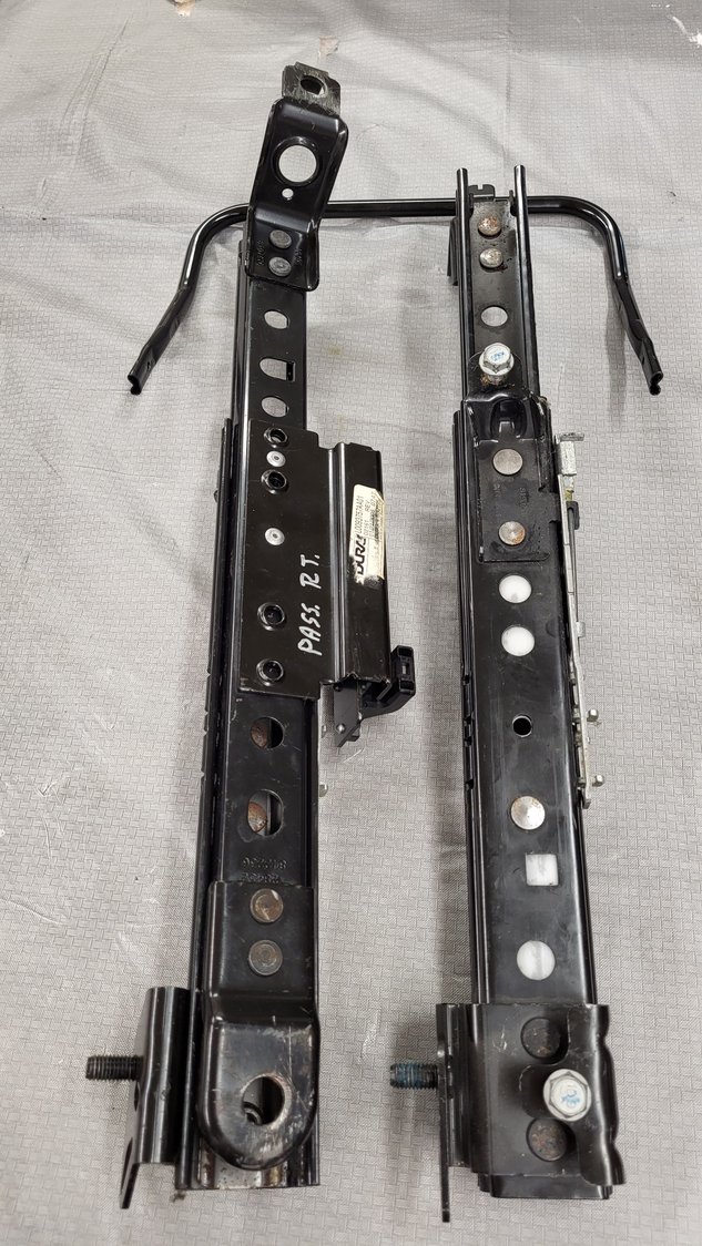 FS (For Sale) Manual Seat Tracks - Passenger - CorvetteForum ...