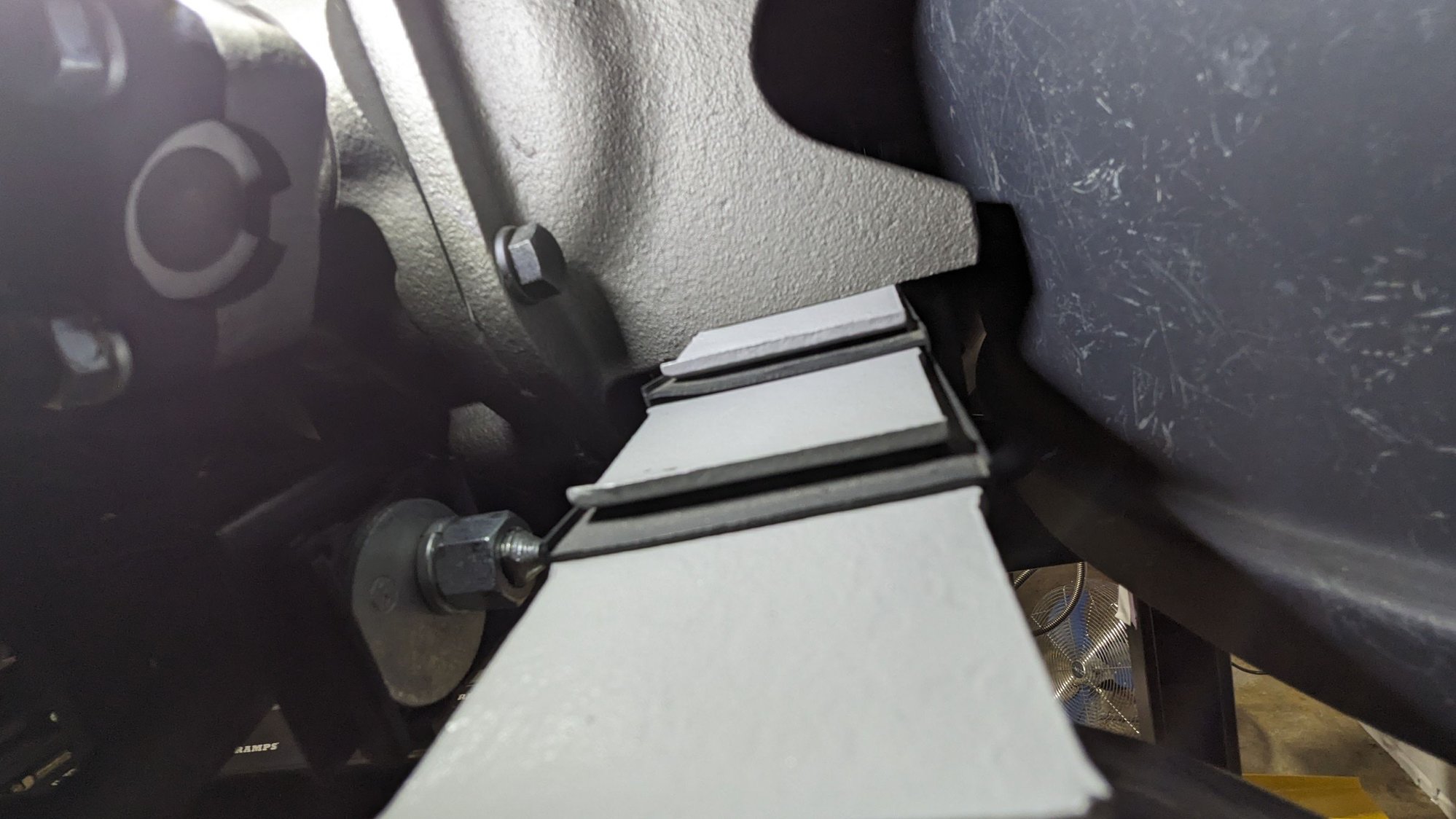 C2 Looking for tips & suggestions: tightening leaf spring center ...