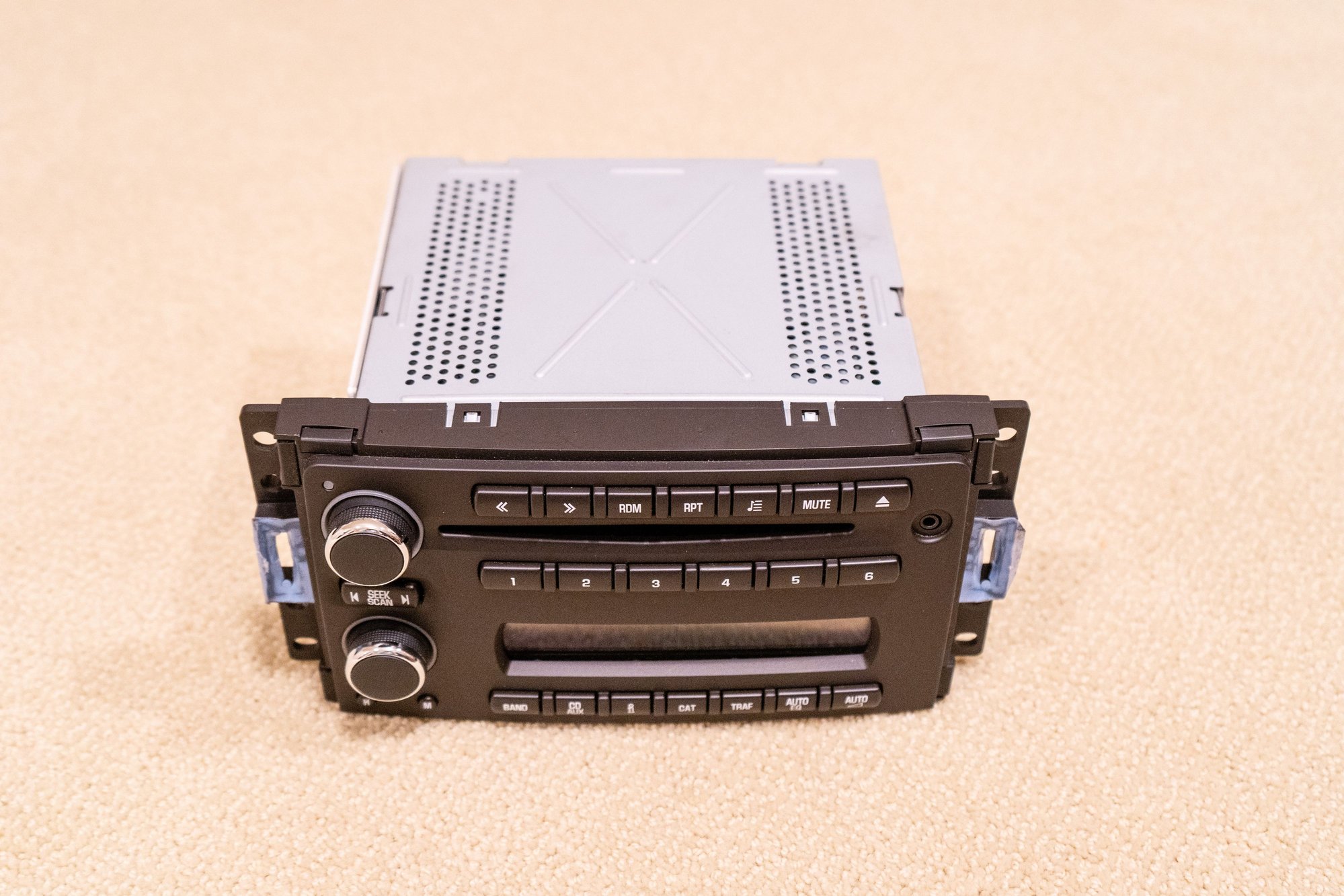 FS (For Sale) Radio 08-13 c6 corvette am/fm cd changer w/aux input ...