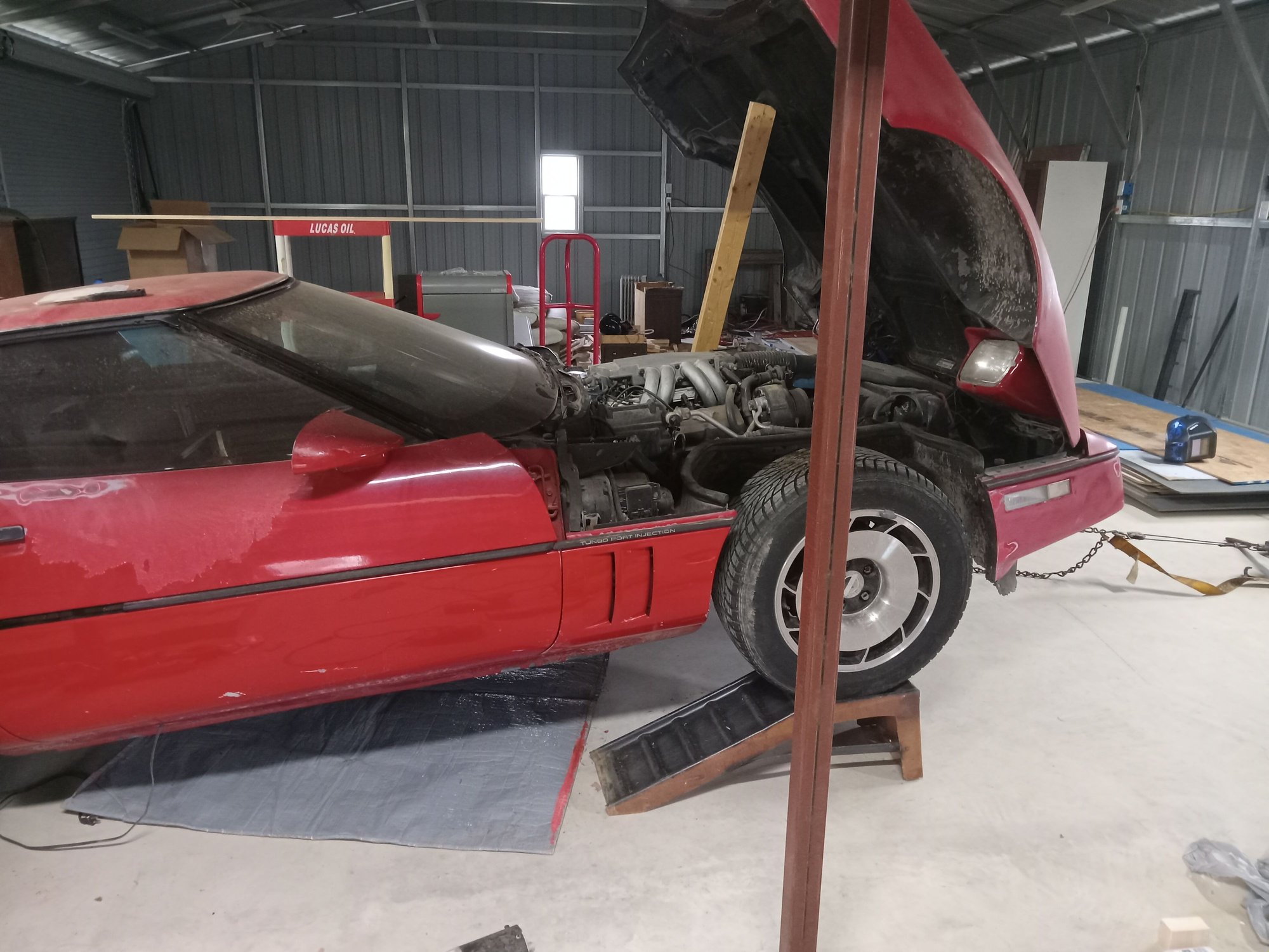 Modernizing a 1958 Chevy Viking 2 ton with a Corvette engine and a ...