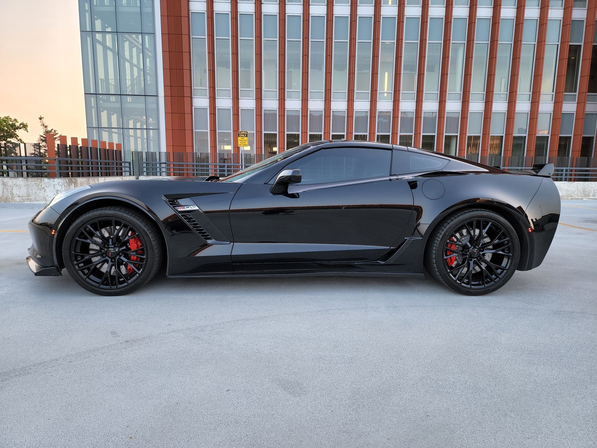 SOLD - 2019 C7 Z06 2LZ coupe, M7, all black,
