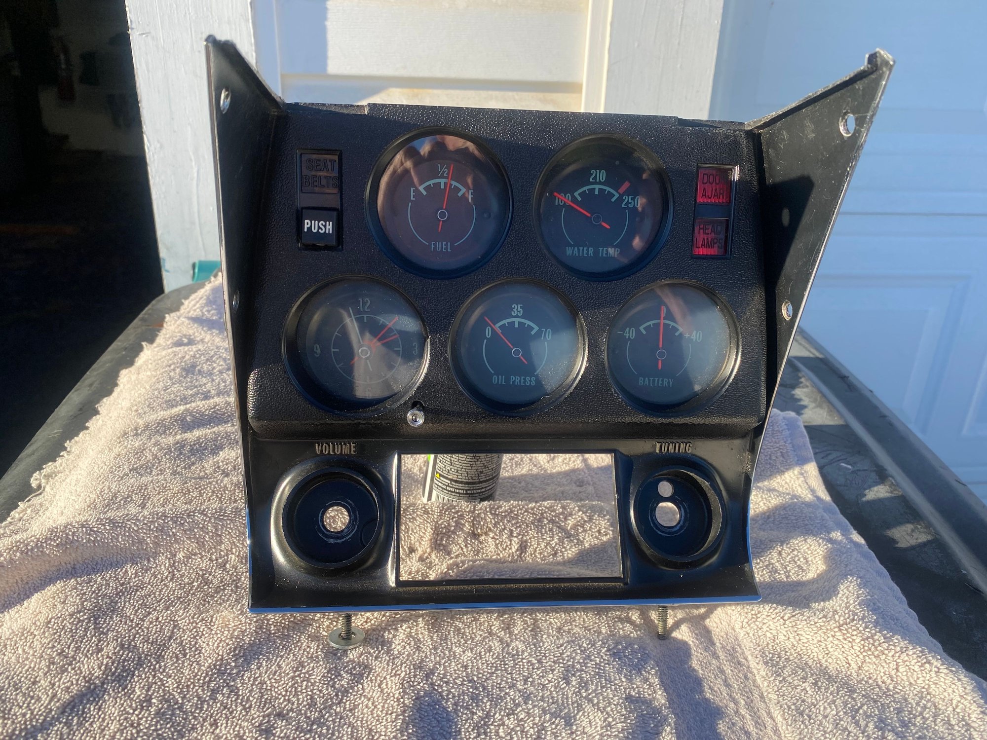 FS (For Sale) 1968-71 Center instrument cluster - CorvetteForum ...