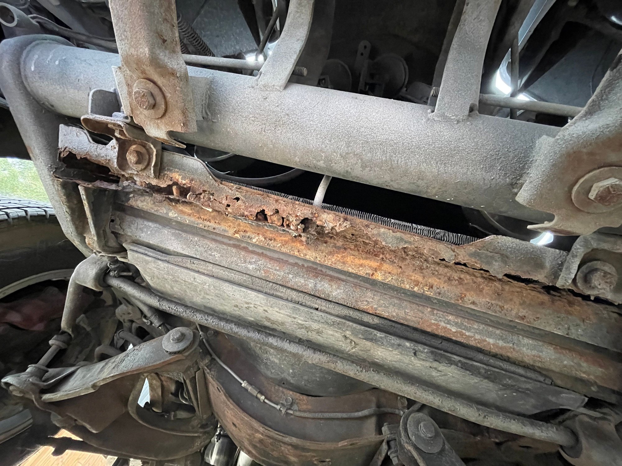 Rusted radiator core support - CorvetteForum - Chevrolet Corvette Forum ...