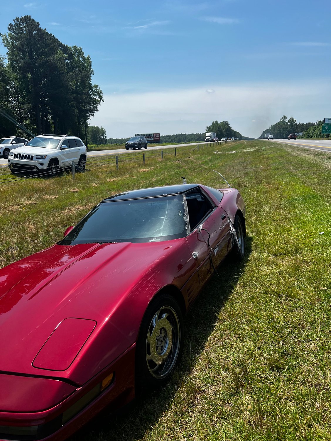 C4 wrecked on highway - CorvetteForum - Chevrolet Corvette Forum Discussion