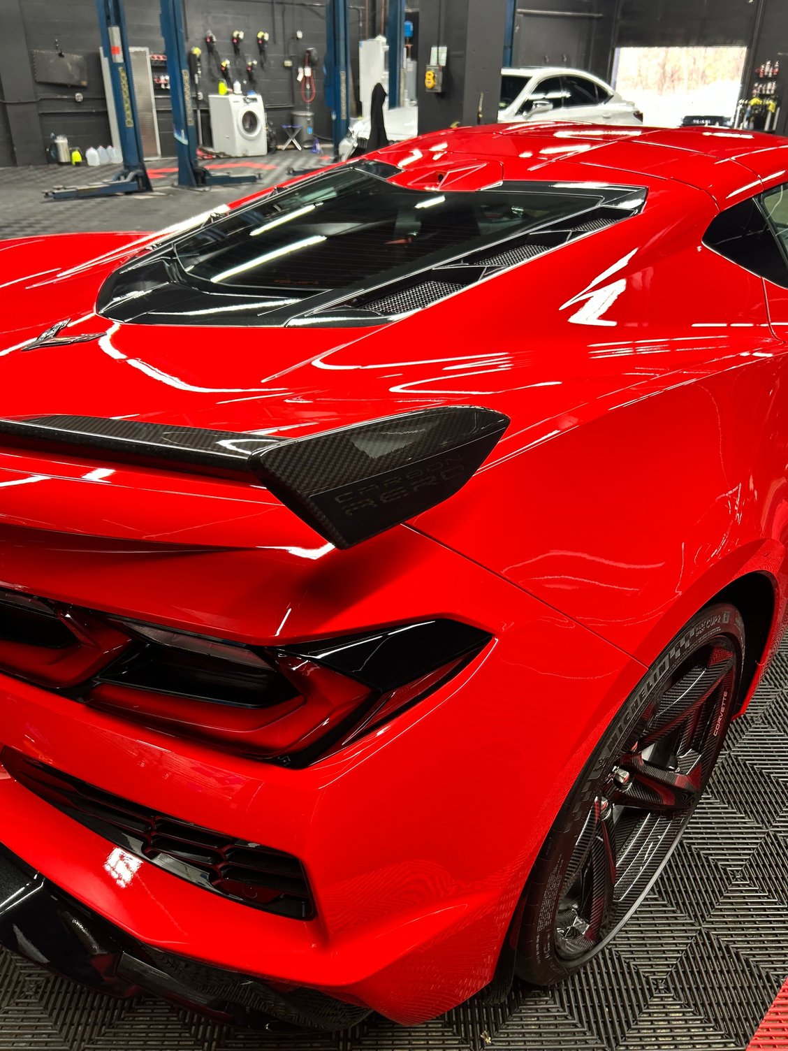 2025 Z06 3LZ Coupe Z07 Torch Red CCB Exposed carbon aero ...