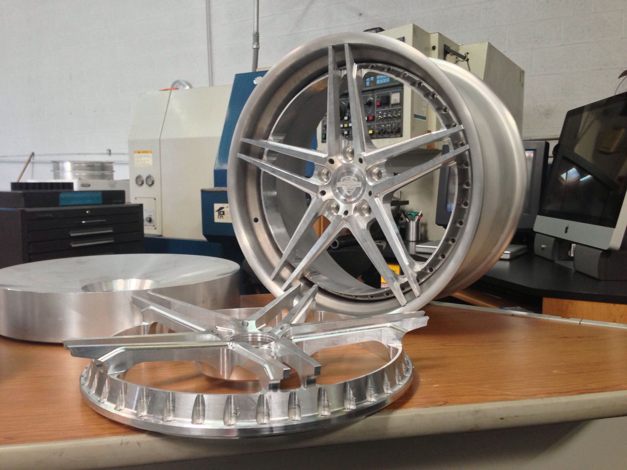 Kompression wheels C7 wheel offer - CorvetteForum - Chevrolet Corvette ...