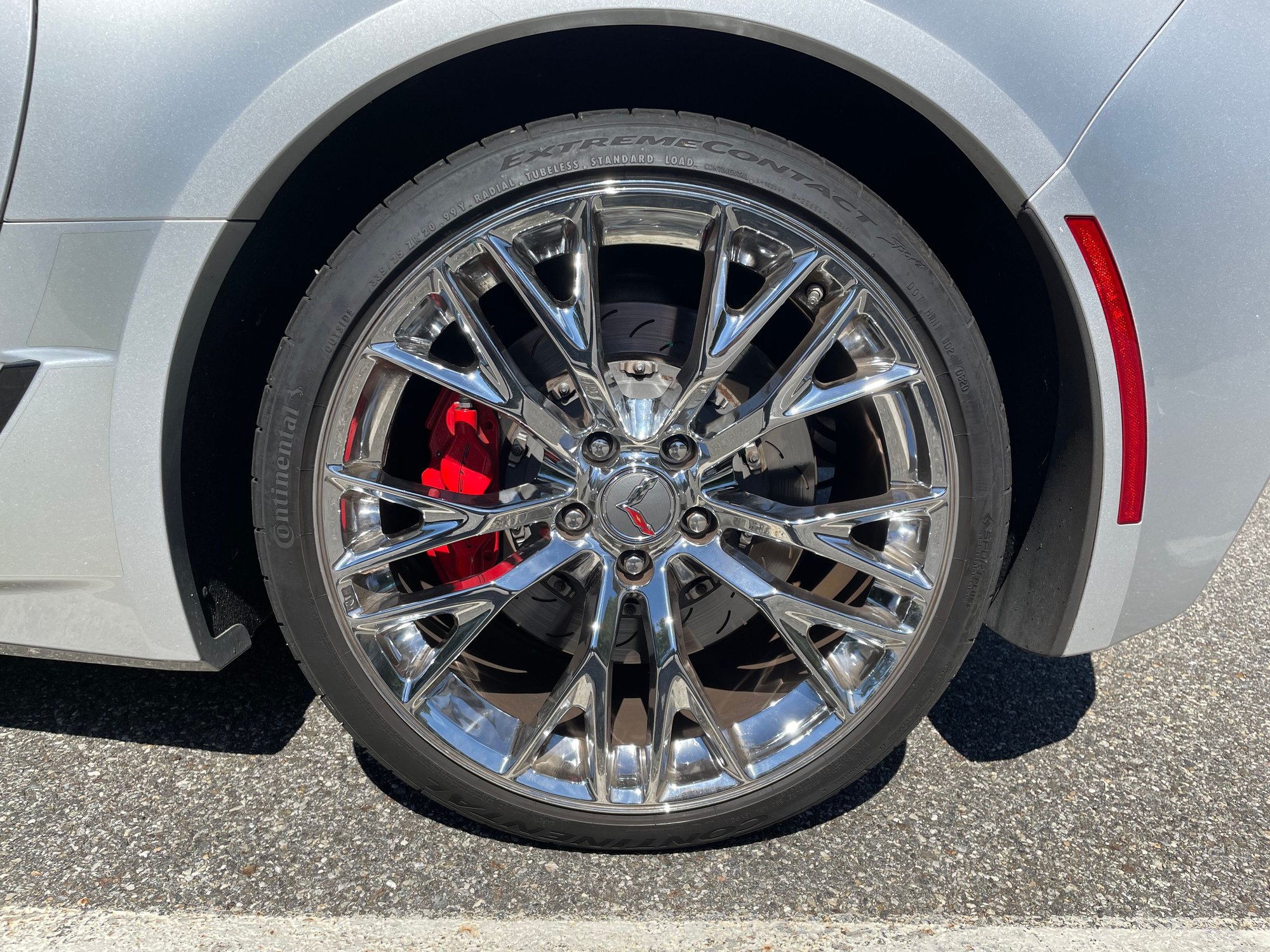 Cracked wheel C7 - CorvetteForum - Chevrolet Corvette Forum Discussion