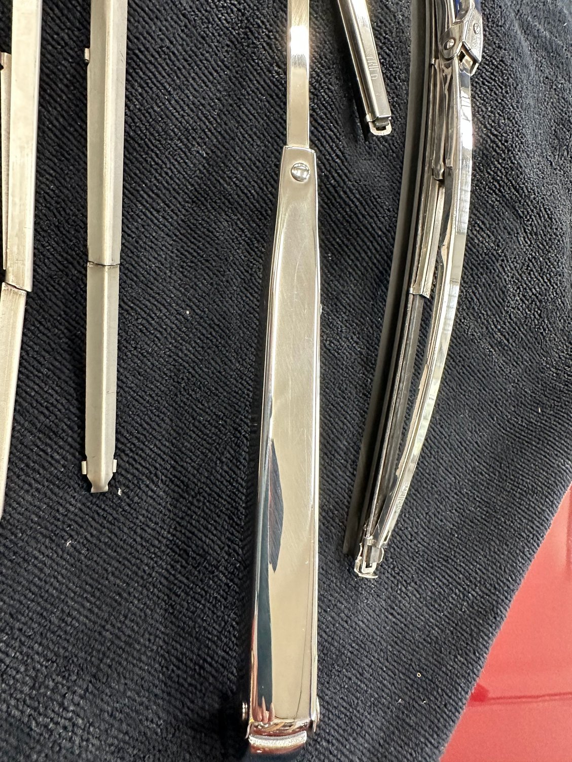 FS (For Sale) Wiper blade arm, holders (2) and blades C2 Trico/Anco ...