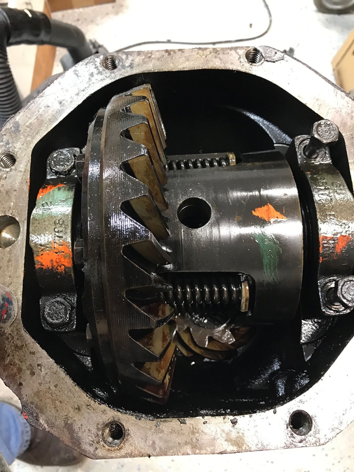 C2 1963 Posi Eaton Differential Spring Removal - CorvetteForum ...