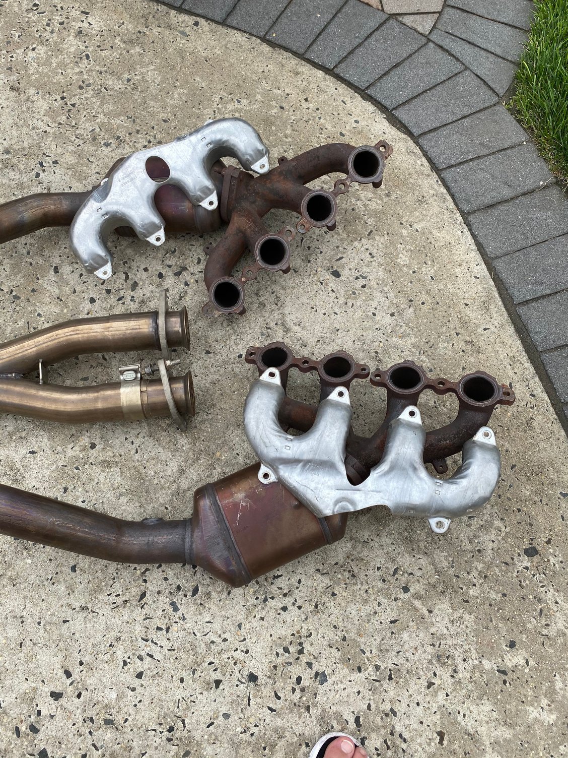 FS (For Sale) C6 OEM exhaust system. - CorvetteForum - Chevrolet ...
