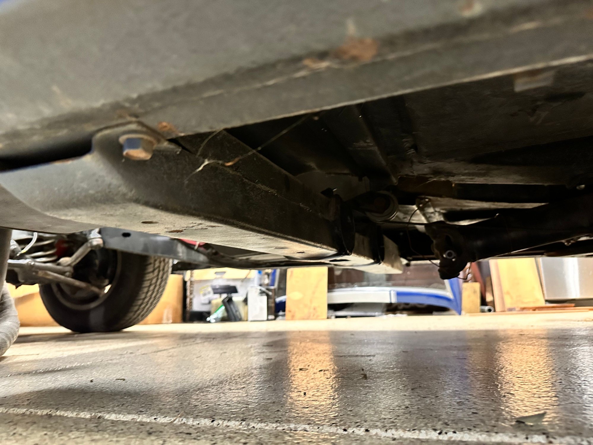 Mystery Z-Bar mount - CorvetteForum - Chevrolet Corvette Forum Discussion