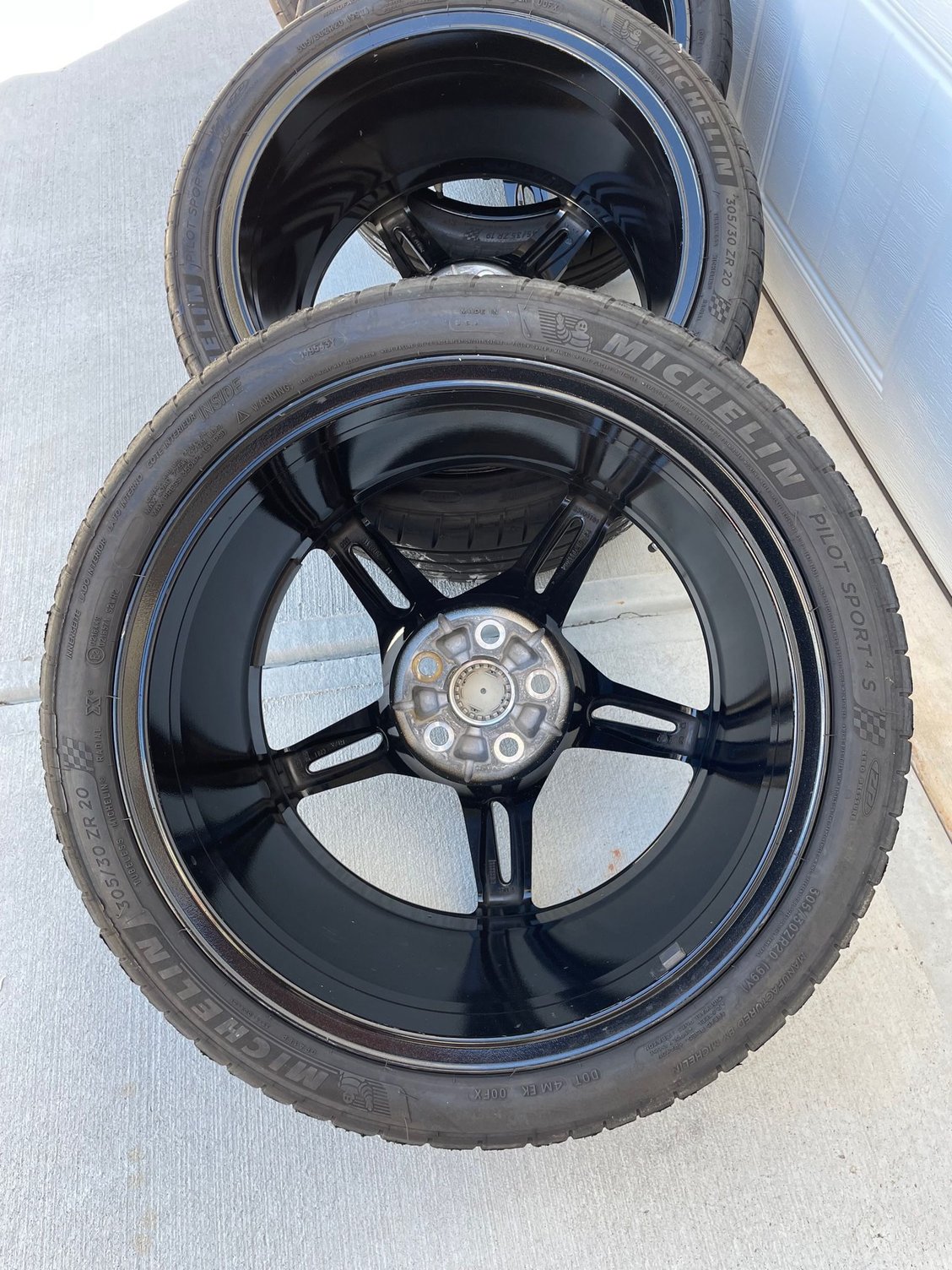 FS (For Sale) OEM Carbon Flash Wheels, Tires, TPMS, Center Caps, and ...