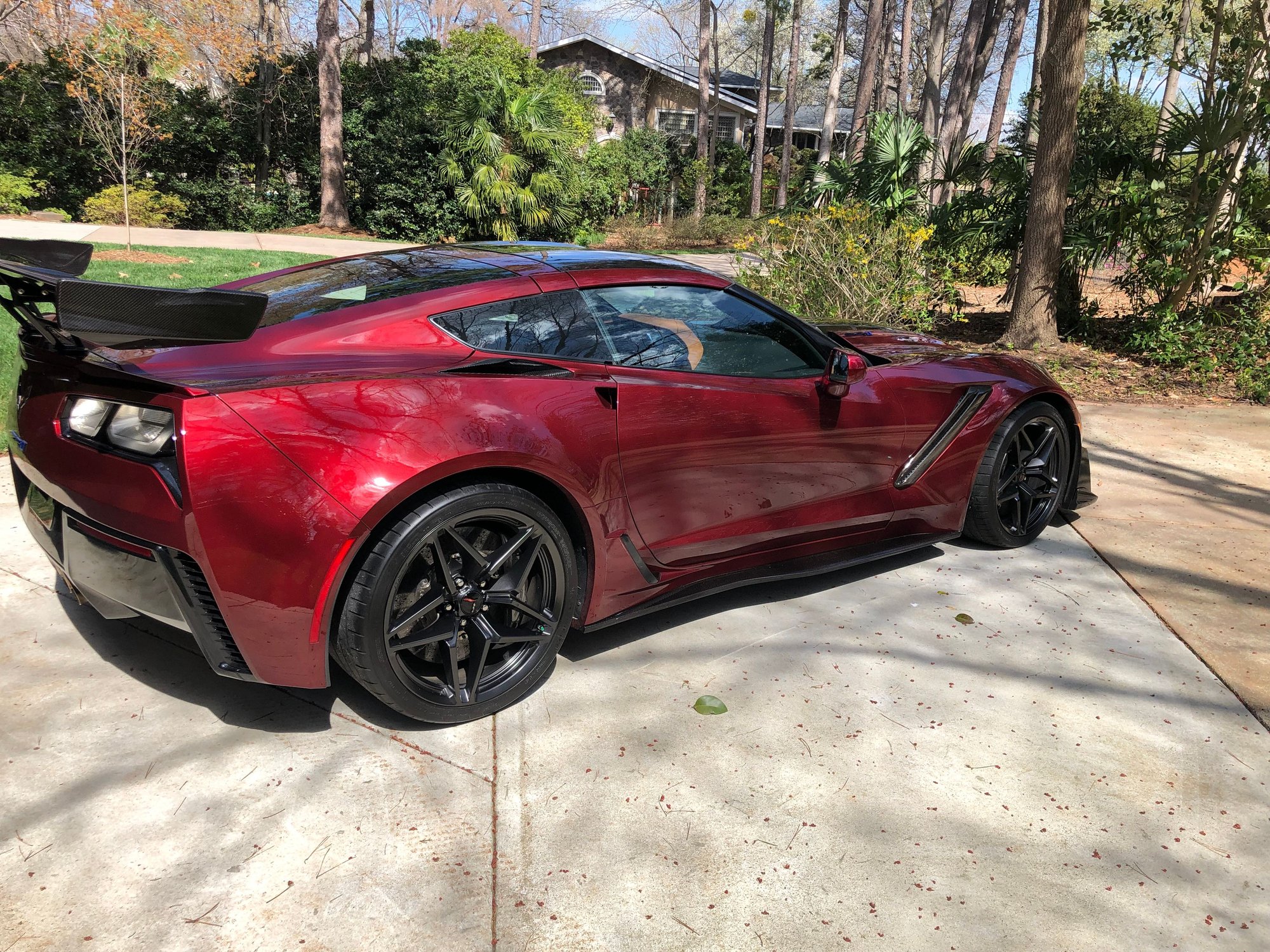 FS (For Sale) 2019 ZR1 3ZR M7 Coupe Long Beach Red - CorvetteForum ...