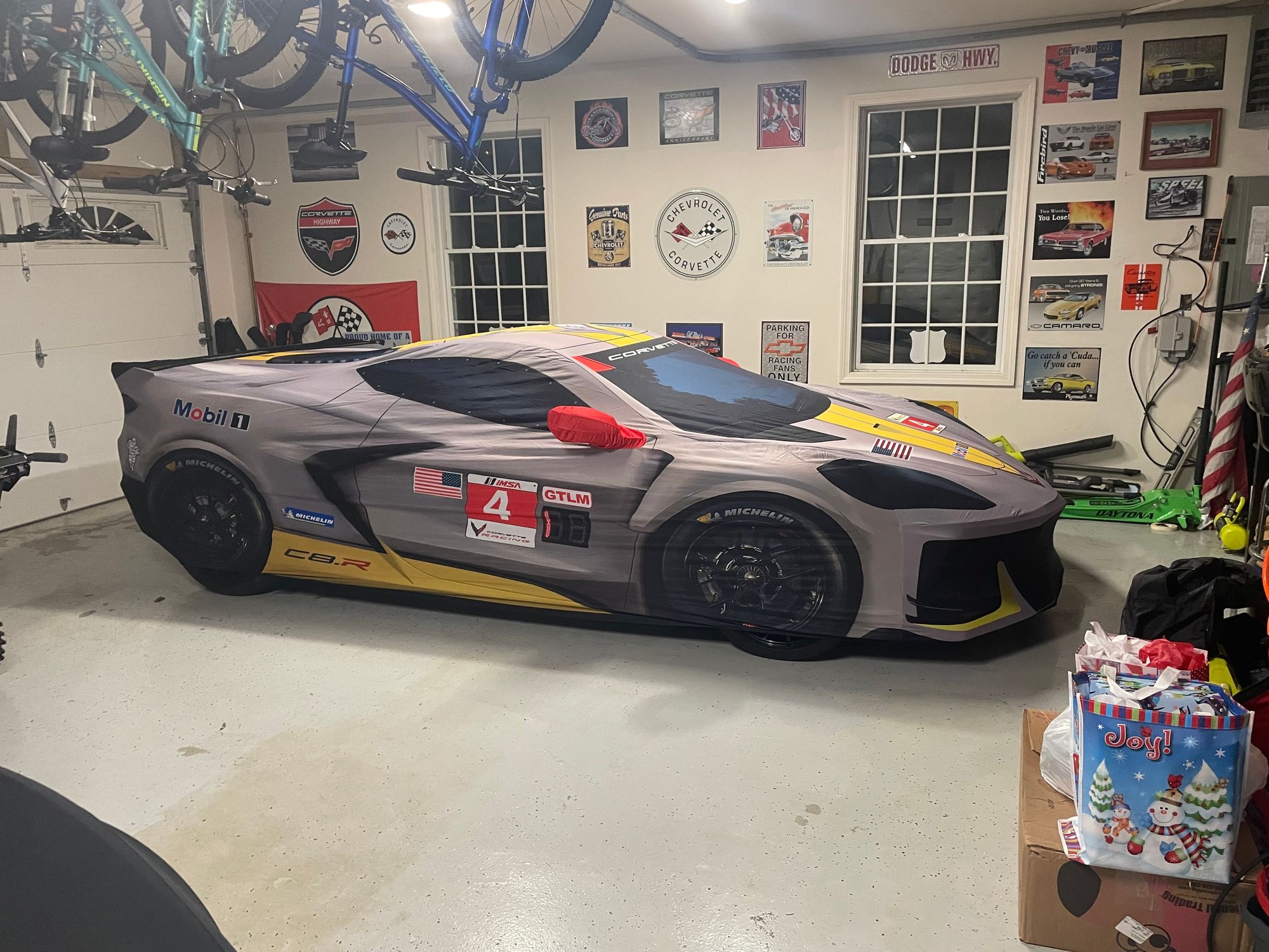 FS (For Sale) C8R car cover - CorvetteForum - Chevrolet Corvette Forum ...