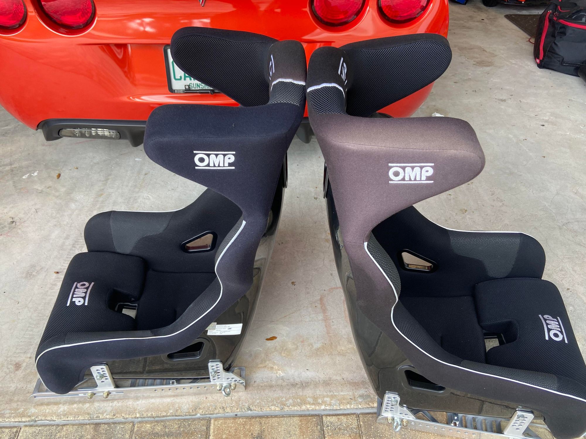 FS (For Sale) HTE R seats, AMT mounts, Schroth harnesses, shark bar ...